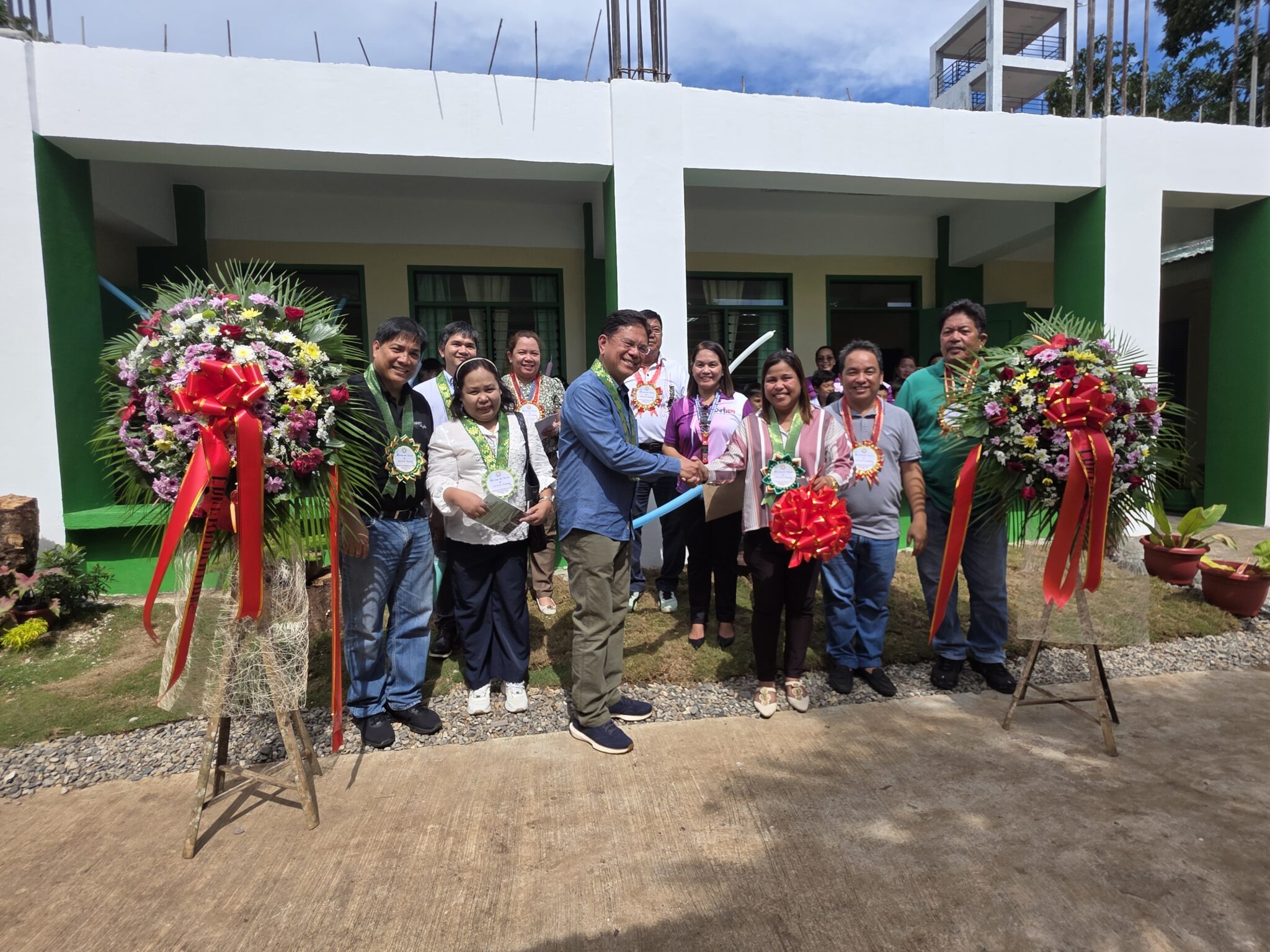 MMC and Homer Foundation Donate a Classroom to Panglao Central East ...